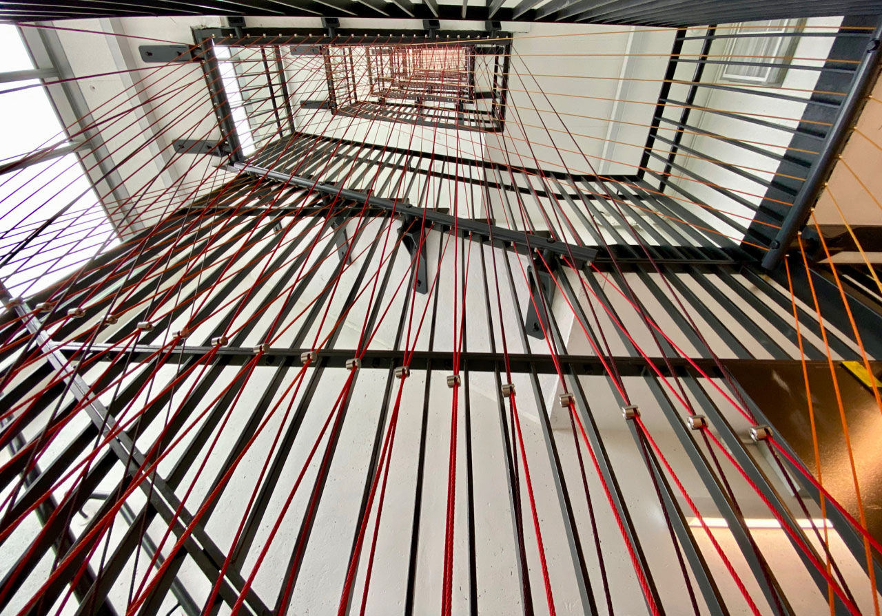 Colored ropes secure staircase in Canada: Jakob Rope Systems