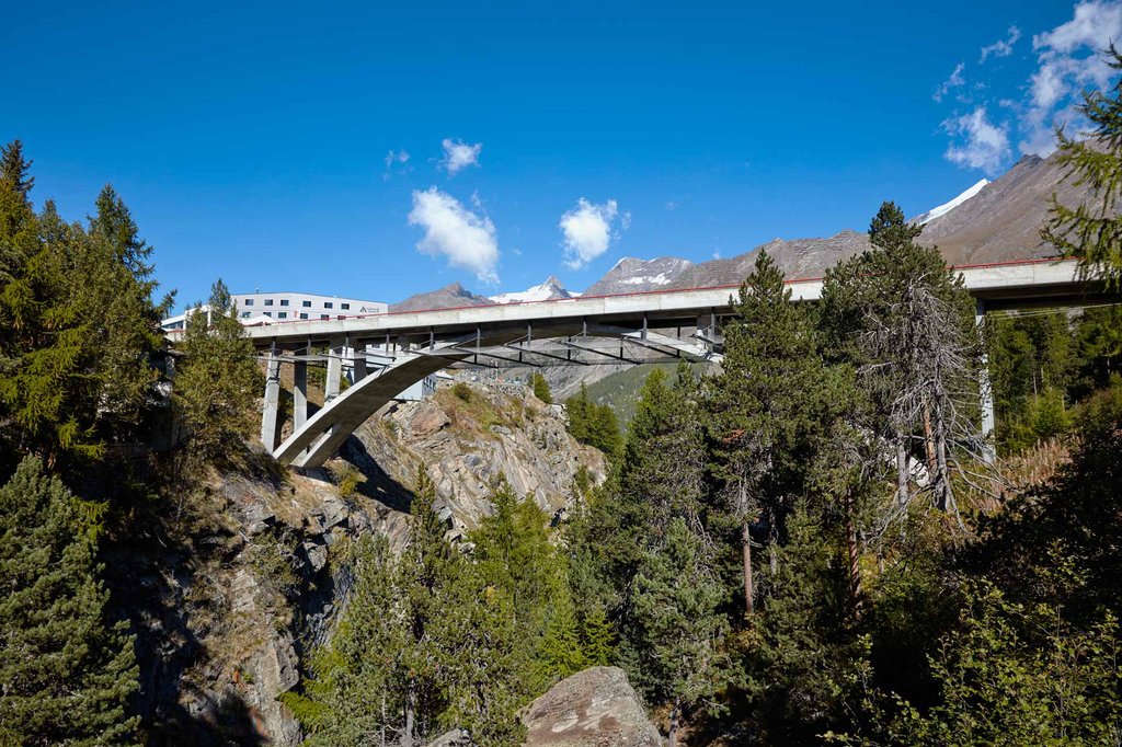 Saas-Fee Panorama Bridge: Bridge Safety in the Alps: Jakob Rope Systems