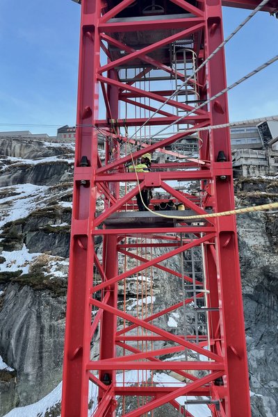 Replacement dam Spitallamm: Jakob rope works at the Grimselpass: Jakob ...